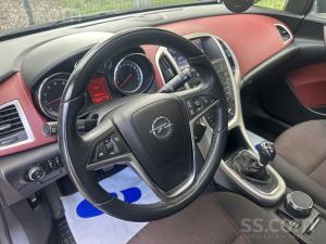 Pelēks Opel Astra 2010 Cēsis, ar dzinēja tilpumu 1.40 L un nobraukumu 0 tūkst. km par 4000 €, foto 1 vietnē AUTOMOTO.COM.LV