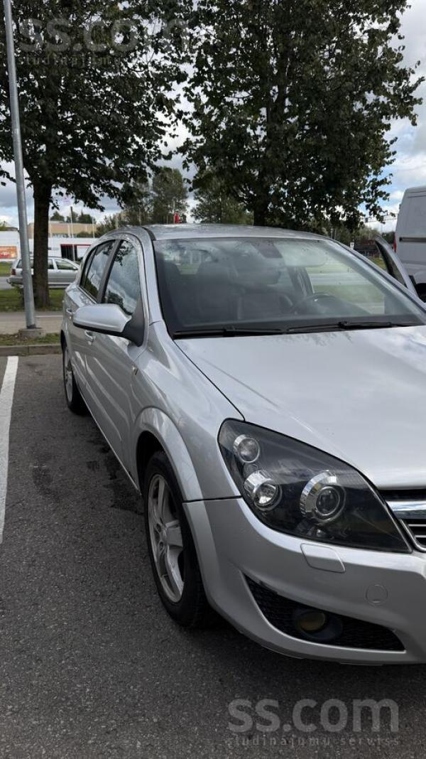 Opel Astra 2010 RÄ«ga vietnÄ PelÄks Opel Astra 2010 RÄ«ga, ar dzinÄja tilpumu 1.80 L un nobraukumu 153 tÅ«kst. km par 1500 ā¬, foto 3 vietnÄ AUTOMOTO.COM.LV