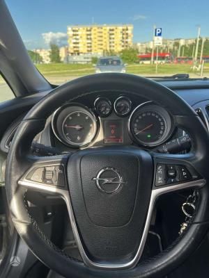 Grey Opel Astra 2010 in Vilnius, with an engine capacity of 2.00 L and mileage of 3 thousand km for 3000 €, photo 11 on AUTOMOTO.COM.LV