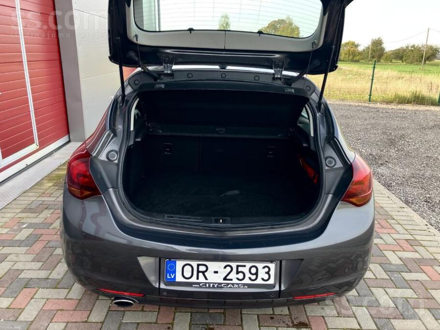 Pelēks Opel Astra 2010 Talsi, ar dzinēja tilpumu 2.00 L un nobraukumu 255 tūkst. km par 4999 €, foto 16 vietnē AUTOMOTO.COM.LV