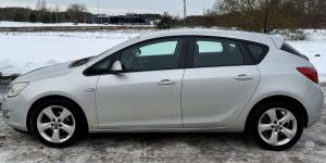 Pelēks Opel Astra 2011 Mažeikiai, ar dzinēja tilpumu 1.25 L un nobraukumu 216 tūkst. km par 3300 €, foto 6 vietnē AUTOMOTO.COM.LV