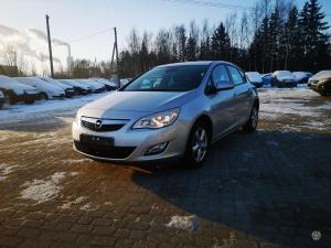 Grey Opel Astra 2011 in Radviliskis, with an engine capacity of 1.60 L and mileage of 182 thousand km for 3550 €, photo  on AUTOMOTO.COM.LV