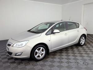 Grey Opel Astra 2011 in Tallinn, with an engine capacity of 1.70 L and mileage of 259 thousand km for 2199 €, photo 3 on AUTOMOTO.COM.LV