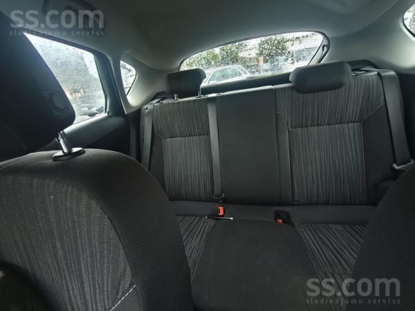 Grey Opel Astra 2011 in Riga, with an engine capacity of 1.60 L and mileage of 235 thousand km for 2350 €, photo 6 on AUTOMOTO.COM.LV