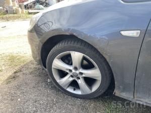 Pelēks Opel Astra 2011 Rīga, ar dzinēja tilpumu 1.60 L un nobraukumu 218 tūkst. km par 1350 €, foto 16 vietnē AUTOMOTO.COM.LV