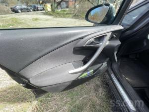 Pelēks Opel Astra 2011 Rīga, ar dzinēja tilpumu 1.60 L un nobraukumu 218 tūkst. km par 1350 €, foto 18 vietnē AUTOMOTO.COM.LV