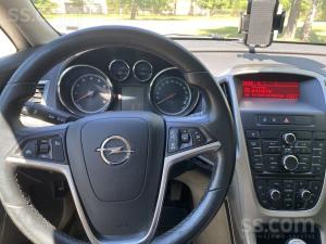 Pelēks Opel Astra 2011 Rīga, ar dzinēja tilpumu 1.60 L un nobraukumu 231 tūkst. km par 1600 €, foto 6 vietnē AUTOMOTO.COM.LV