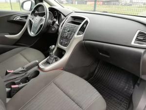 Pelēks Opel Astra 2011 Saldus, ar dzinēja tilpumu 1.70 L un nobraukumu 208 tūkst. km par 4500 €, foto 6 vietnē AUTOMOTO.COM.LV