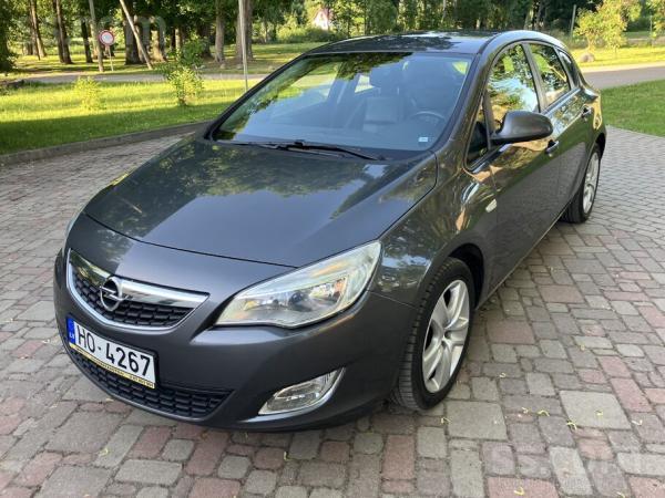 Pelēks Opel Astra 2011 Jelgava, ar dzinēja tilpumu 1.60 L un nobraukumu 230 tūkst. km par 2650 €, foto 6 vietnē AUTOMOTO.COM.LV