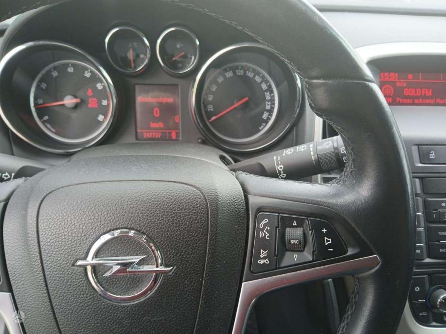 Pelēks Opel Astra 2011 Marijampole, ar dzinēja tilpumu 1.40 L un nobraukumu 247 tūkst. km par 3099 €, foto 13 vietnē AUTOMOTO.COM.LV