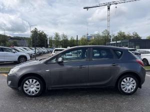 Pelēks Opel Astra 2011 Viļņa, ar dzinēja tilpumu 1.69 L un nobraukumu 400 tūkst. km par 890 €, foto 3 vietnē AUTOMOTO.COM.LV