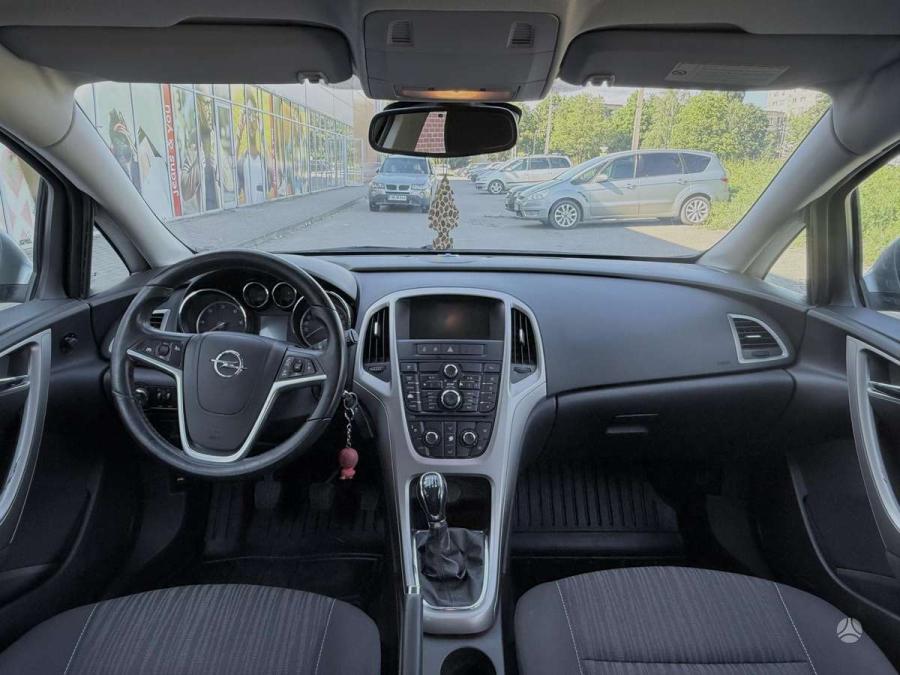 Pelēks Opel Astra 2011 Marijampole, ar dzinēja tilpumu 1.69 L un nobraukumu 333 tūkst. km par 2700 €, foto 19 vietnē AUTOMOTO.COM.LV
