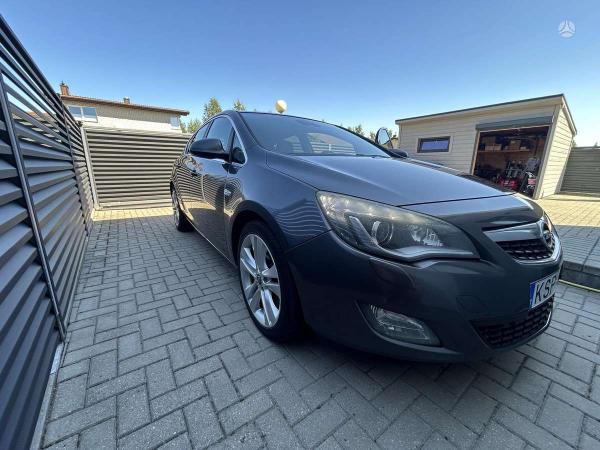 Pelēks Opel Astra 2011 Kauņa, ar dzinēja tilpumu 1.69 L un nobraukumu 265 tūkst. km par 1999 €, foto 10 vietnē AUTOMOTO.COM.LV