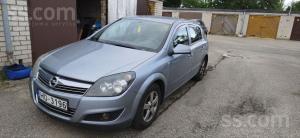 Pelēks Opel Astra 2011 Rīga, ar dzinēja tilpumu 1.40 L un nobraukumu 161 tūkst. km par 2800 €, foto  vietnē AUTOMOTO.COM.LV