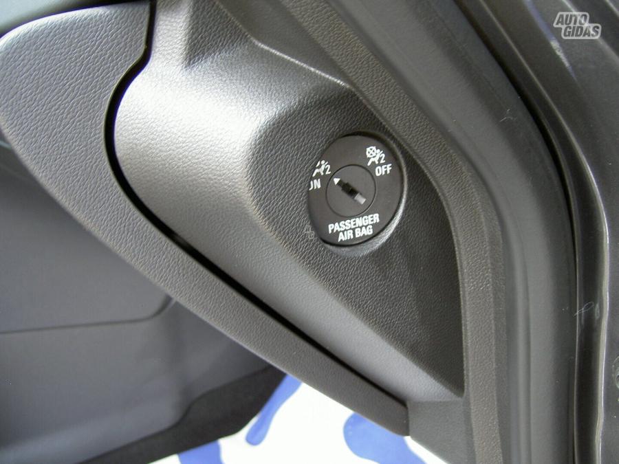 Grey Opel Astra 2011 in Vilnius, with an engine capacity of 1.40 L and mileage of 160 thousand km for 3299 €, photo 20 on AUTOMOTO.COM.LV