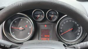 Серый Опель Астра 2011 в Рига, объемом двигателя 1.70 л и пробегом 232 тыс. км за 900 €, фото 9 на AUTOMOTO.COM.LV