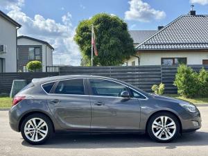Pelēks Opel Astra 2011 Viļņa, ar dzinēja tilpumu 1.69 L un nobraukumu 265 tūkst. km par 2900 €, foto 7 vietnē AUTOMOTO.COM.LV