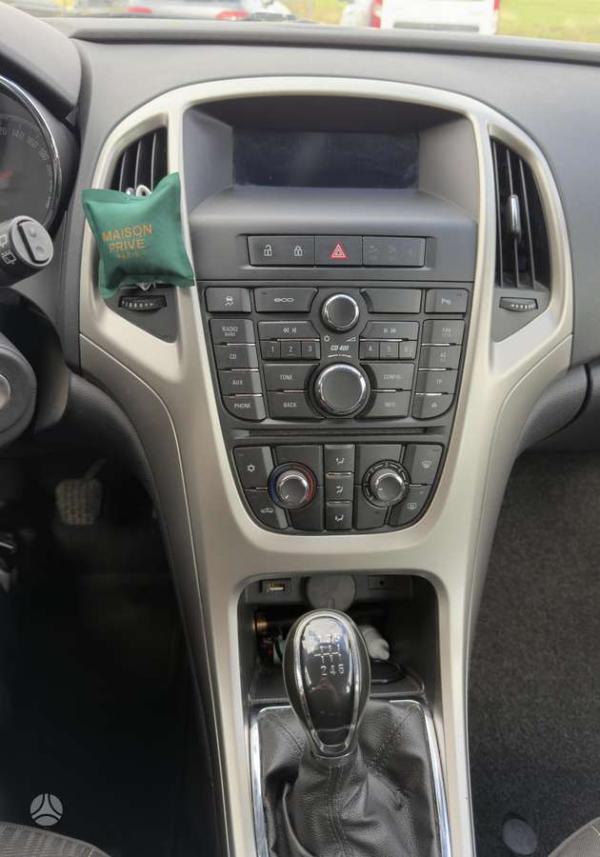 Pelēks Opel Astra 2011 Klaipėda, ar dzinēja tilpumu 1.69 L un nobraukumu 345 tūkst. km par 1950 €, foto 11 vietnē AUTOMOTO.COM.LV