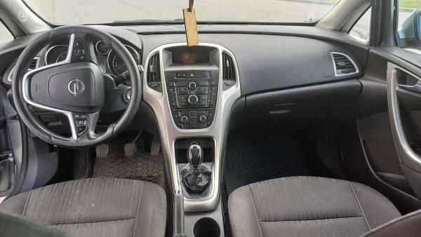 Pelēks Opel Astra 2011 Kauņa, ar dzinēja tilpumu 1.69 L un nobraukumu 211 tūkst. km par 2199 €, foto 7 vietnē AUTOMOTO.COM.LV