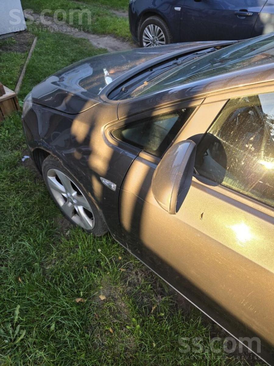 Pelēks Opel Astra 2011 Rīga, ar dzinēja tilpumu 1.60 L un nobraukumu 216 tūkst. km par 650 €, foto 6 vietnē AUTOMOTO.COM.LV