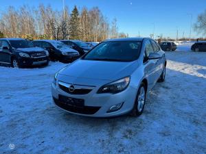 Pelēks Opel Astra 2012 Jurbarkas, ar dzinēja tilpumu 1.96 L un nobraukumu 247 tūkst. km par 3950 €, foto 2 vietnē AUTOMOTO.COM.LV