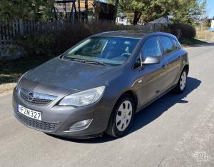 Pelēks Opel Astra 2012 Viļņa, ar dzinēja tilpumu 1.60 L un nobraukumu 251 tūkst. km par 750 €, foto  vietnē AUTOMOTO.COM.LV