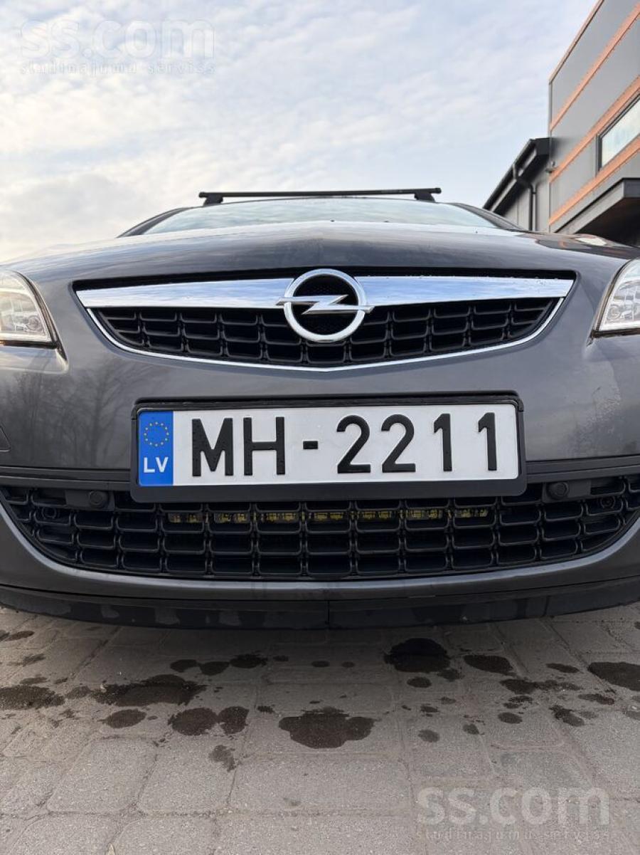Pelēks Opel Astra 2012 Rīga, ar dzinēja tilpumu 2.00 L un nobraukumu 164 tūkst. km par 5000 €, foto 4 vietnē AUTOMOTO.COM.LV