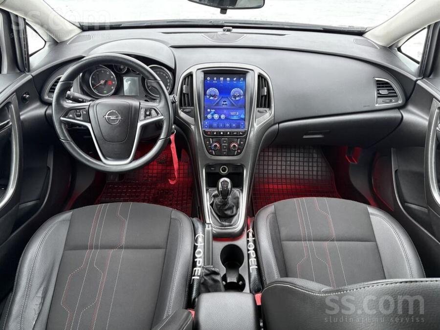 Pelēks Opel Astra 2012 Daugavpils, ar dzinēja tilpumu 1.40 L un nobraukumu 266 tūkst. km par 3950 €, foto 11 vietnē AUTOMOTO.COM.LV