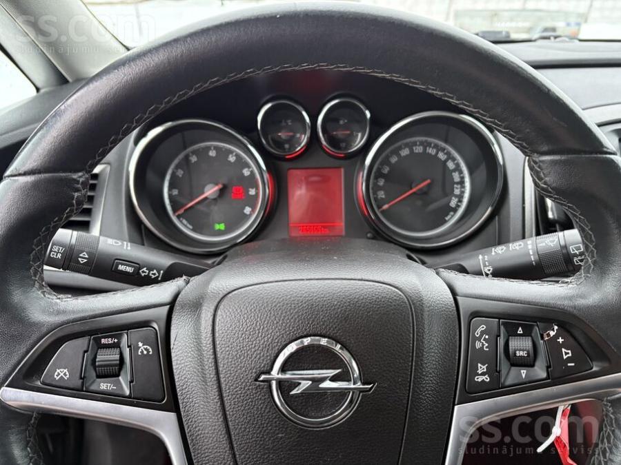 Pelēks Opel Astra 2012 Daugavpils, ar dzinēja tilpumu 1.40 L un nobraukumu 266 tūkst. km par 3950 €, foto 15 vietnē AUTOMOTO.COM.LV