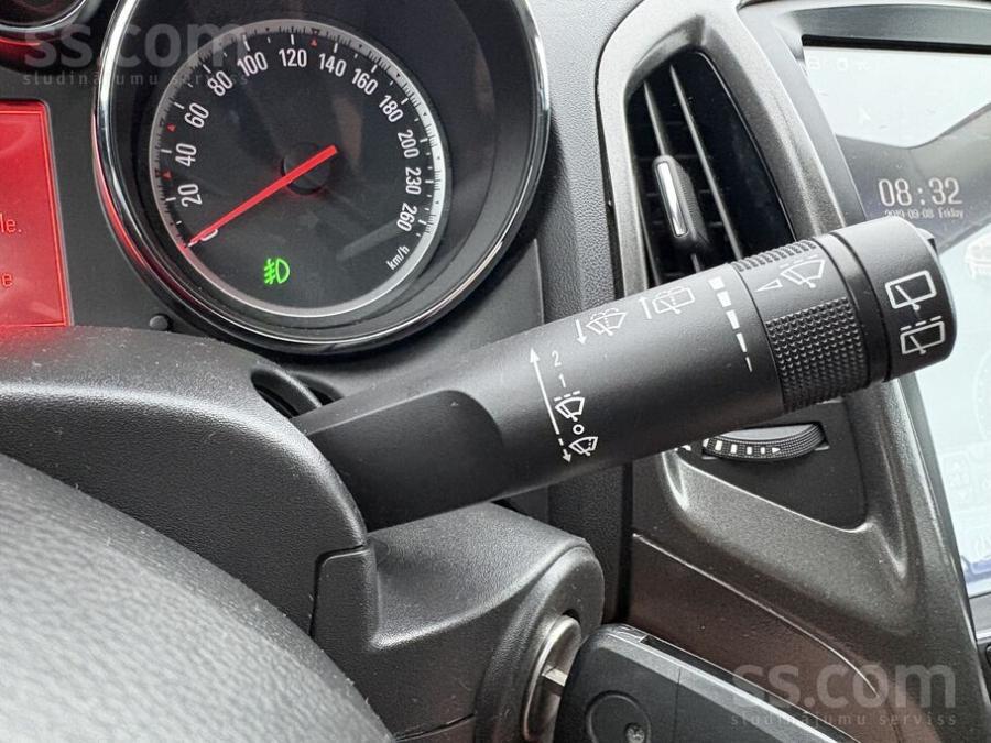 Pelēks Opel Astra 2012 Daugavpils, ar dzinēja tilpumu 1.40 L un nobraukumu 266 tūkst. km par 3950 €, foto 20 vietnē AUTOMOTO.COM.LV
