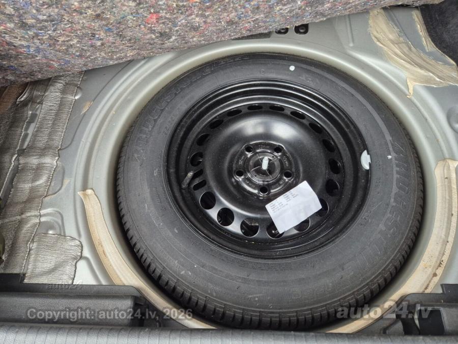 Pelēks Opel Astra 2012 Keila, ar dzinēja tilpumu 1.60 L un nobraukumu 179 tūkst. km par 3150 €, foto 13 vietnē AUTOMOTO.COM.LV
