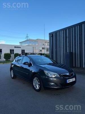 Pelēks Opel Astra 2012 Rīga, ar dzinēja tilpumu 2.00 L un nobraukumu 165 tūkst. km par 4900 €, foto 3 vietnē AUTOMOTO.COM.LV