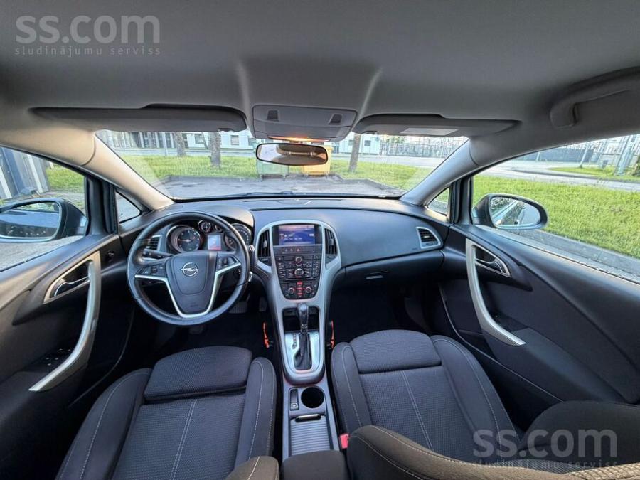 Pelēks Opel Astra 2012 Rīga, ar dzinēja tilpumu 2.00 L un nobraukumu 165 tūkst. km par 4900 €, foto 7 vietnē AUTOMOTO.COM.LV