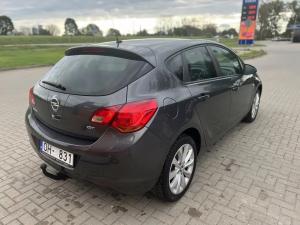 Grey Opel Astra 2012 in Jekabpils, with an engine capacity of 1.70 L and mileage of 260 thousand km for 4990 €, photo 7 on AUTOMOTO.COM.LV