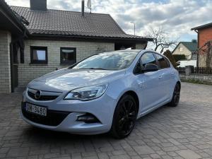 Grey Opel Astra 2012 in Saldus, with an engine capacity of 1.40 L and mileage of 176 thousand km for 4990 €, photo  on AUTOMOTO.COM.LV