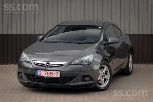 Grey Opel Astra 2012 in Talsi, with an engine capacity of 1.40 L and mileage of 154 thousand km for 6250 €, photo 4 on AUTOMOTO.COM.LV