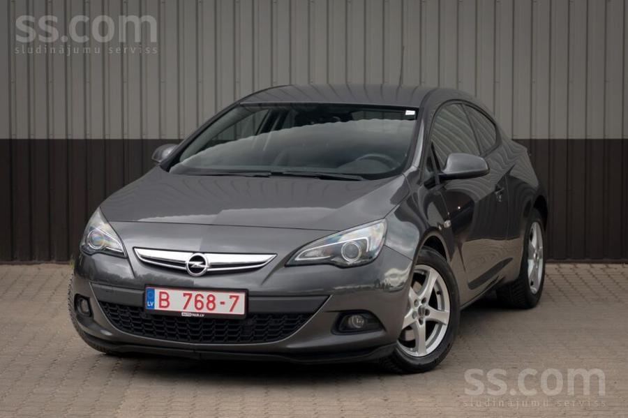 Grey Opel Astra 2012 in Talsi, with an engine capacity of 1.40 L and mileage of 154 thousand km for 6250 €, photo 4 on AUTOMOTO.COM.LV