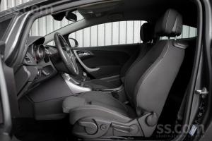 Grey Opel Astra 2012 in Talsi, with an engine capacity of 1.40 L and mileage of 154 thousand km for 6250 €, photo 10 on AUTOMOTO.COM.LV