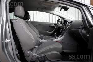 Grey Opel Astra 2012 in Talsi, with an engine capacity of 1.40 L and mileage of 154 thousand km for 6250 €, photo 13 on AUTOMOTO.COM.LV
