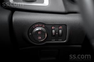 Grey Opel Astra 2012 in Talsi, with an engine capacity of 1.40 L and mileage of 154 thousand km for 6250 €, photo 16 on AUTOMOTO.COM.LV