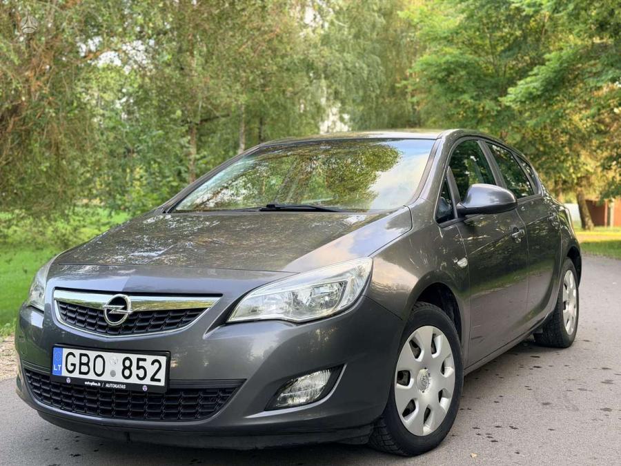 Pelēks Opel Astra 2012 Utena, ar dzinēja tilpumu 1.69 L un nobraukumu 332 tūkst. km par 1750 €, foto 14 vietnē AUTOMOTO.COM.LV