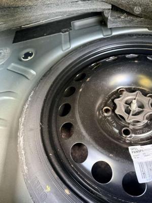 Pelēks Opel Astra 2012 Utena, ar dzinēja tilpumu 1.69 L un nobraukumu 332 tūkst. km par 1750 €, foto 27 vietnē AUTOMOTO.COM.LV