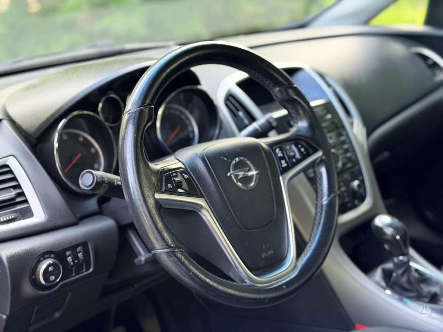Pelēks Opel Astra 2012 Utena, ar dzinēja tilpumu 1.69 L un nobraukumu 332 tūkst. km par 1750 €, foto 28 vietnē AUTOMOTO.COM.LV