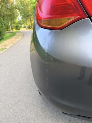Grey Opel Astra 2012 in Utena, with an engine capacity of 1.69 L and mileage of 332 thousand km for 1750 €, photo 17 on AUTOMOTO.COM.LV