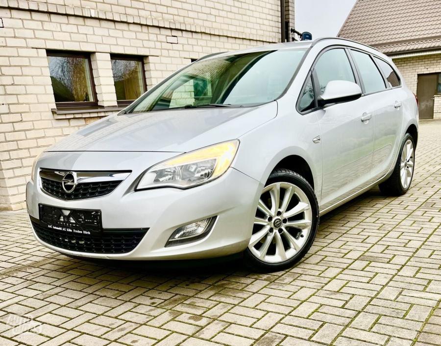 Pelēks Opel Astra 2013 Kauņa, ar dzinēja tilpumu 2.00 L un nobraukumu 215 tūkst. km par 3500 €, foto 3 vietnē AUTOMOTO.COM.LV