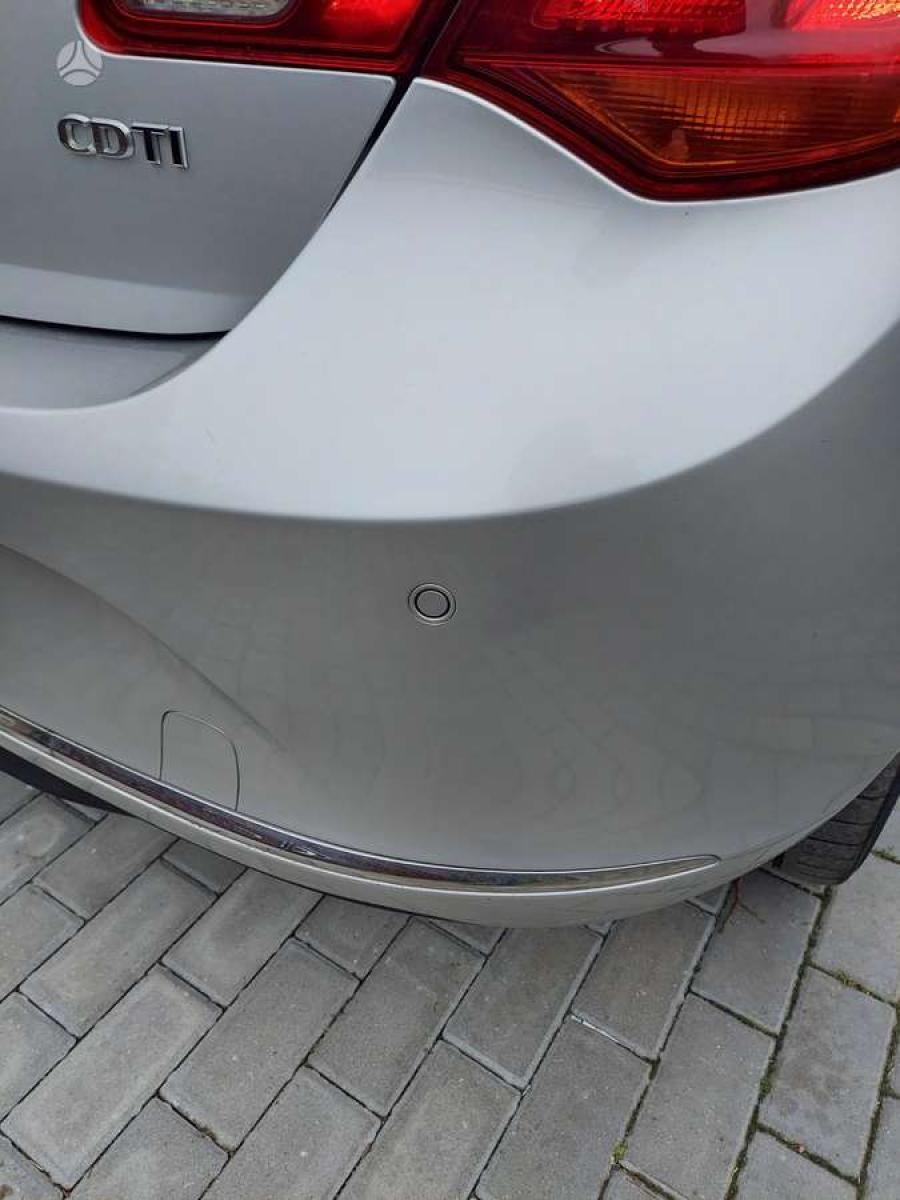 Pelēks Opel Astra 2013 Marijampole, ar dzinēja tilpumu 1.69 L un nobraukumu 180 tūkst. km par 4000 €, foto 24 vietnē AUTOMOTO.COM.LV