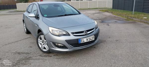 Grey Opel Astra 2013 in Klaipeda, with an engine capacity of 1.70 L and mileage of 170 thousand km for 4800 €, photo 1 on AUTOMOTO.COM.LV