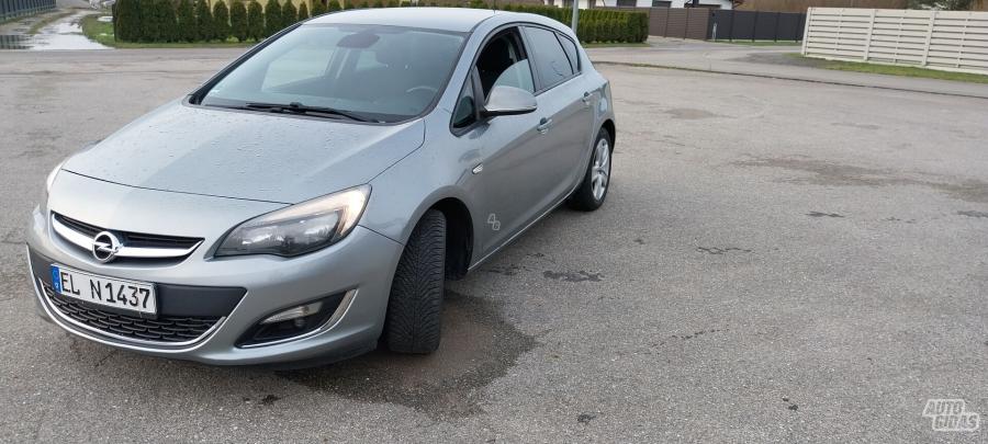 Pelēks Opel Astra 2013 Klaipėda, ar dzinēja tilpumu 1.70 L un nobraukumu 170 tūkst. km par 4300 €, foto 2 vietnē AUTOMOTO.COM.LV