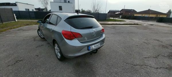 Pelēks Opel Astra 2013 Klaipėda, ar dzinēja tilpumu 1.70 L un nobraukumu 170 tūkst. km par 4800 €, foto 3 vietnē AUTOMOTO.COM.LV