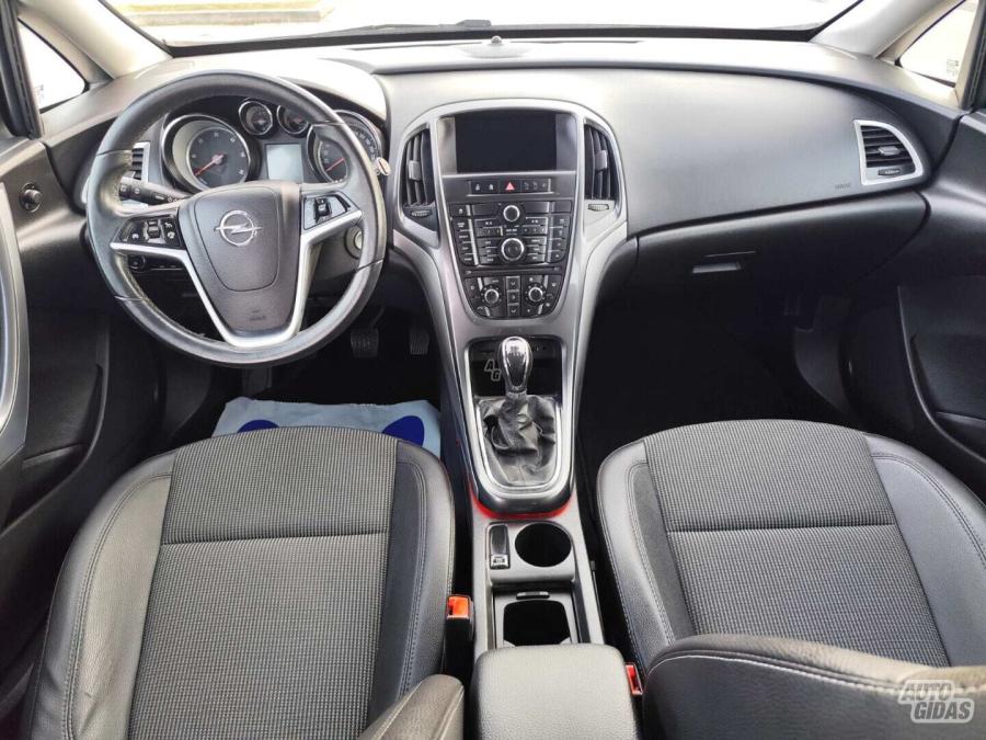 Pelēks Opel Astra 2013 Šauļi, ar dzinēja tilpumu 1.70 L un nobraukumu 270 tūkst. km par 3950 €, foto 10 vietnē AUTOMOTO.COM.LV